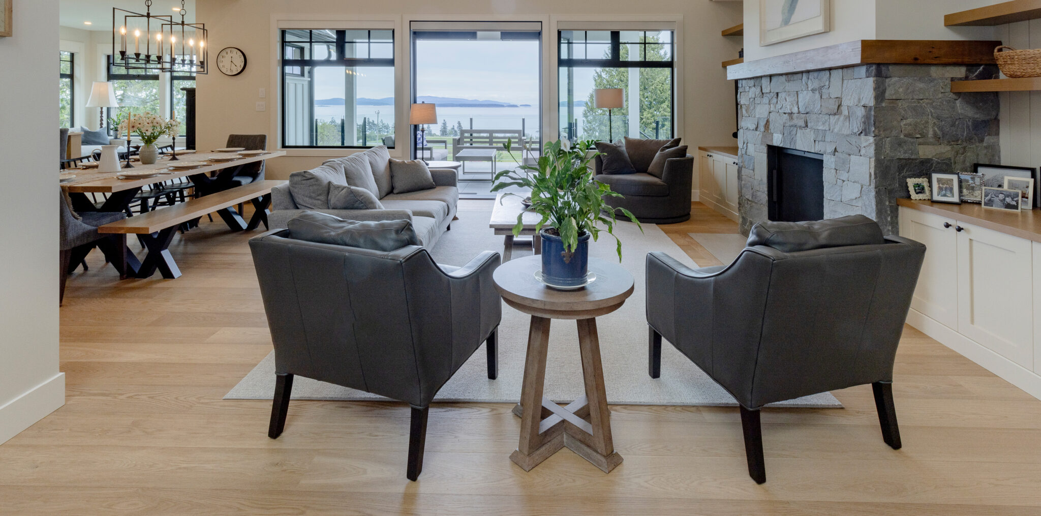 Seaside Homes - An Extraordinary Country Retreat - Seaside Magazine