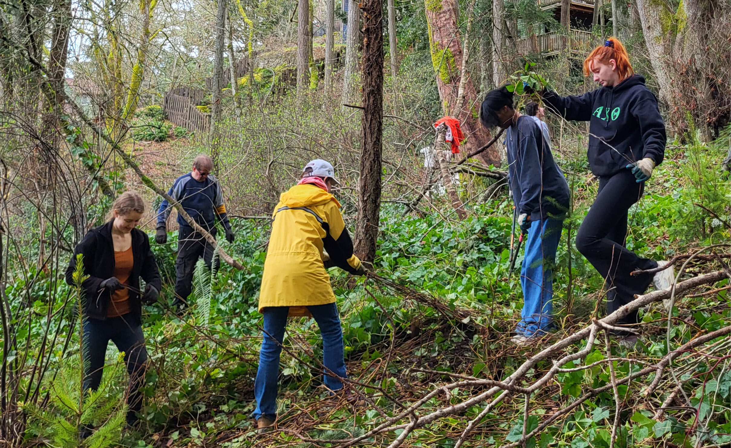 Earth Matters - Green Team Power - Seaside Magazine